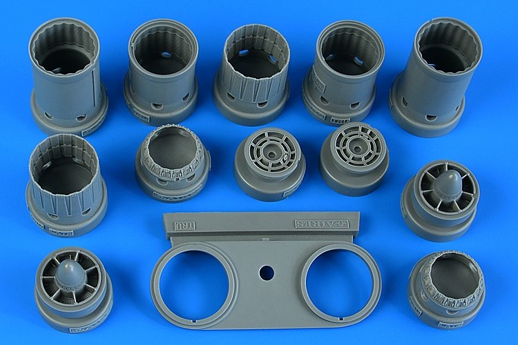Aires 4877 RA-5C Vigilante exhaust nozzles - late 1 48 Trumpeter ...