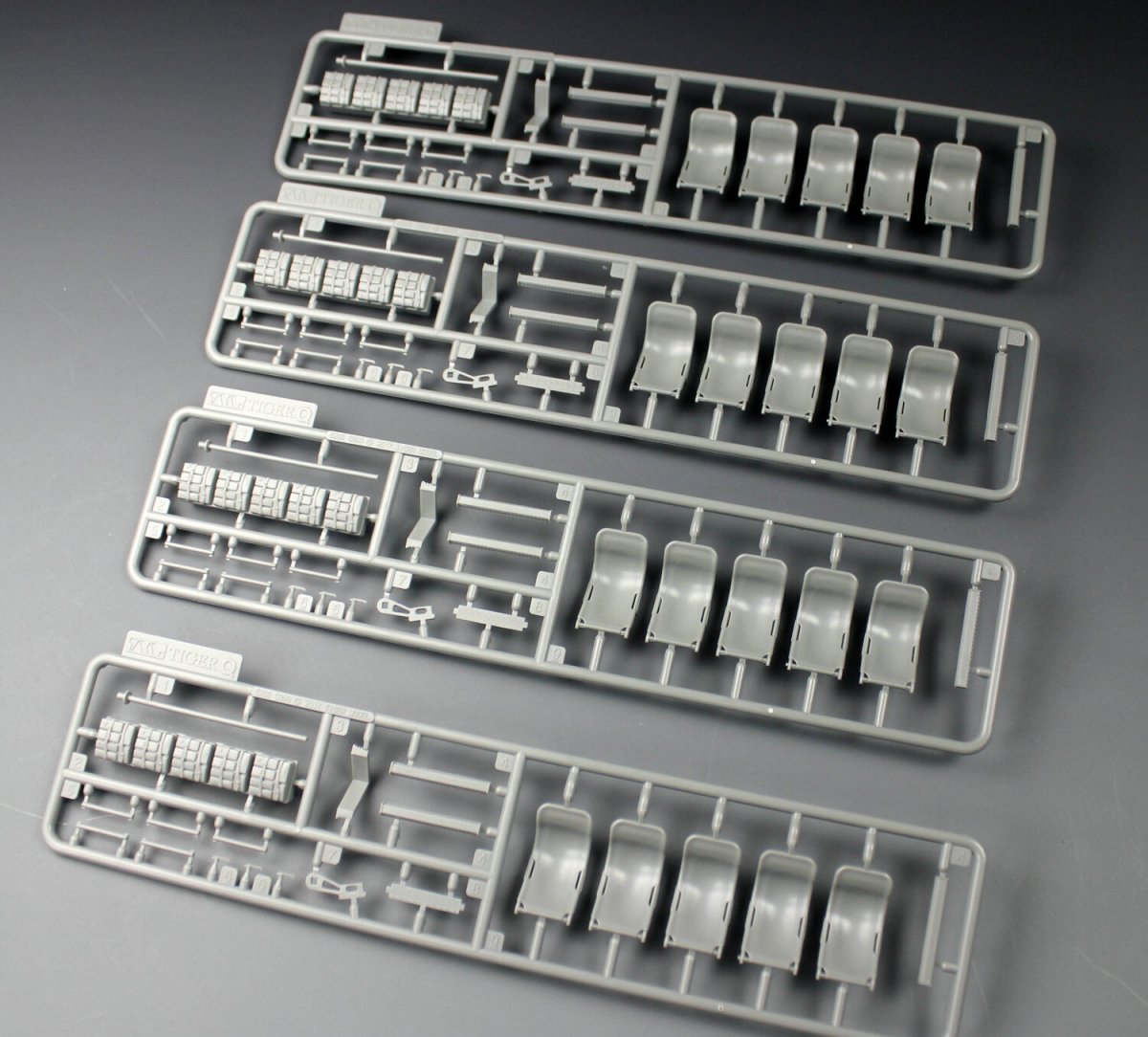 Tiger Model 6290 Sweden CB90 Fast Assault Craft 1991-present 1 35 ...