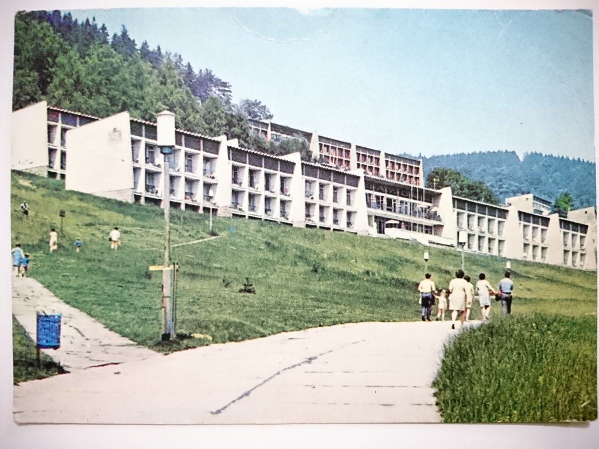 USTROŃ JASZOWIEC. DOMY WYPOCZYNKOWE JAWOR I BARBARA FOT. KACZYŃSKI ...